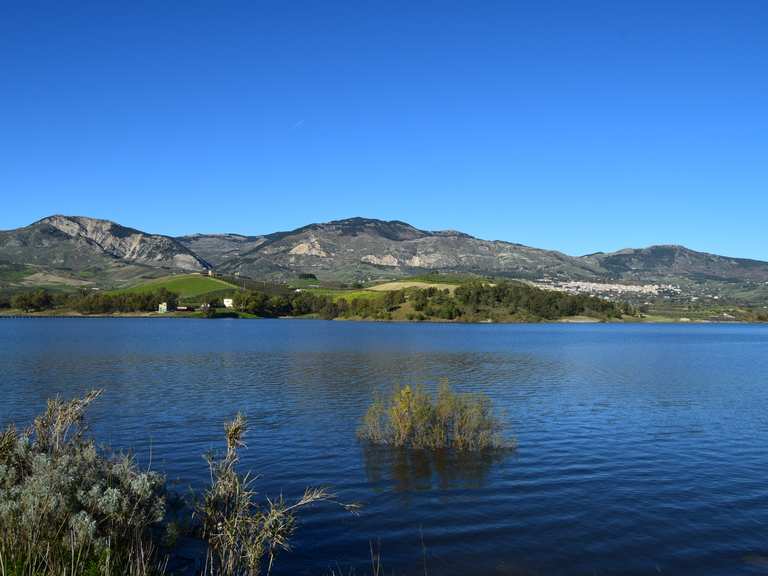 Lake Magazzolo and Castello Dam Cycle Routes and Map | Komoot