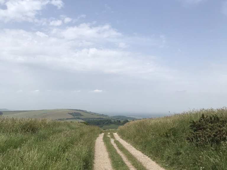 South Downs Way Crossroad - Mountain Bike Trails & Tracks | Komoot