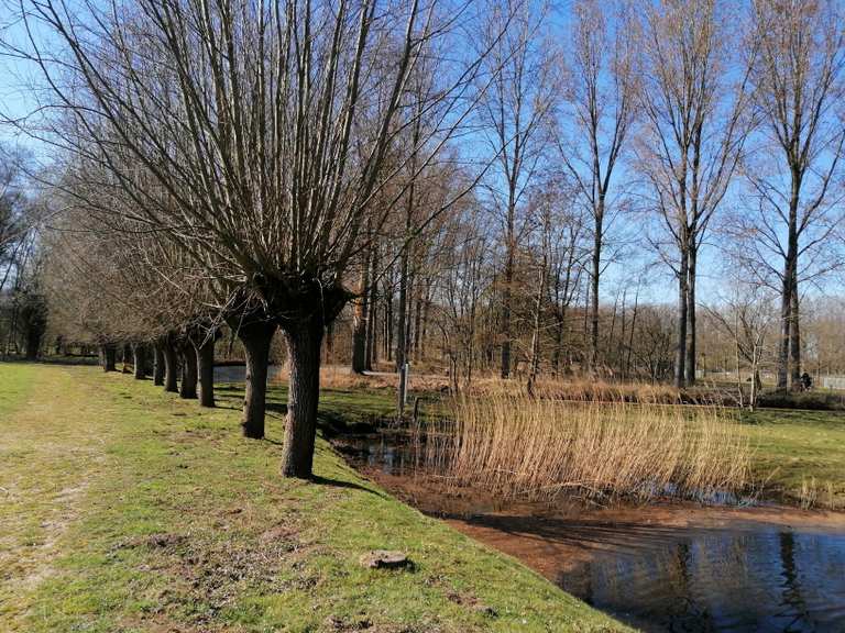 Provinciaal domein Puyenbroek wandelroutes en hikes | Komoot