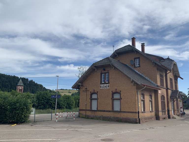 Wunderschöne Strecke – alter Bahnhof Elzach Runde von Oberwinden ...