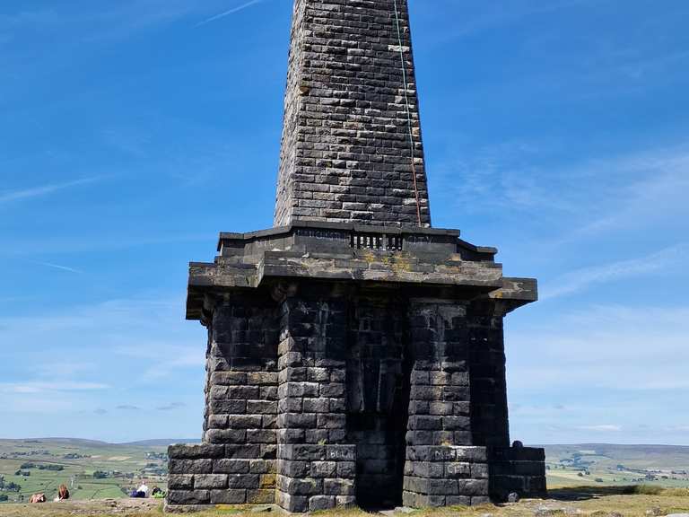 Stoodley Pike Routes for Walking and Hiking | Komoot