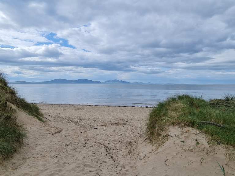 Niwbwrch/Newborough National Nature Reserve and Forest Routes for ...