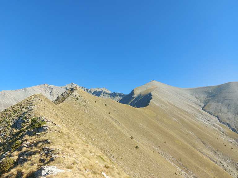 Refuge de l'Estrop et le sommet de la Basse en boucle – Réserve ...
