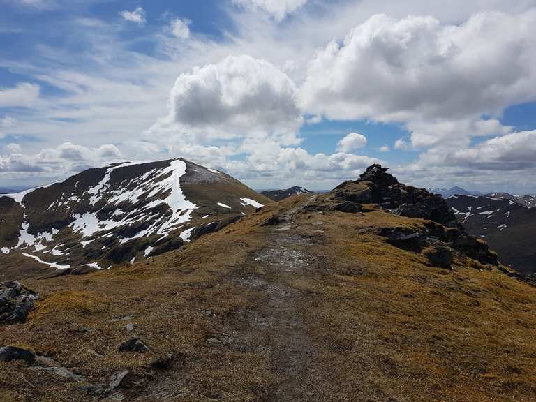 Meall Greigh, Meall Garbh & An Stuc loop from the Lawers Hotel | hike ...
