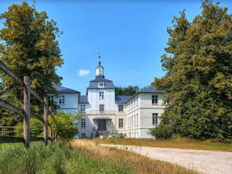 Schloss Rantzau: Rennradfahren und Rennradtouren | komoot