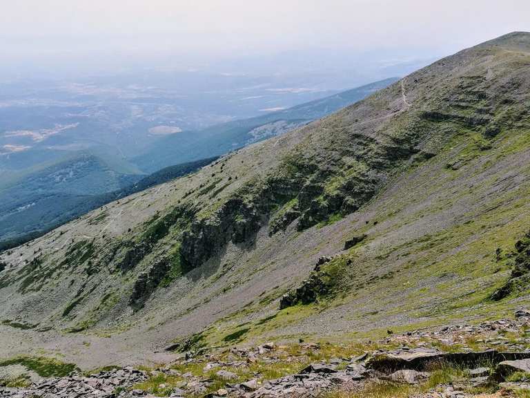 Pico Moncayo y Peña Negrilla desde el Santuario de la Virgen del ...
