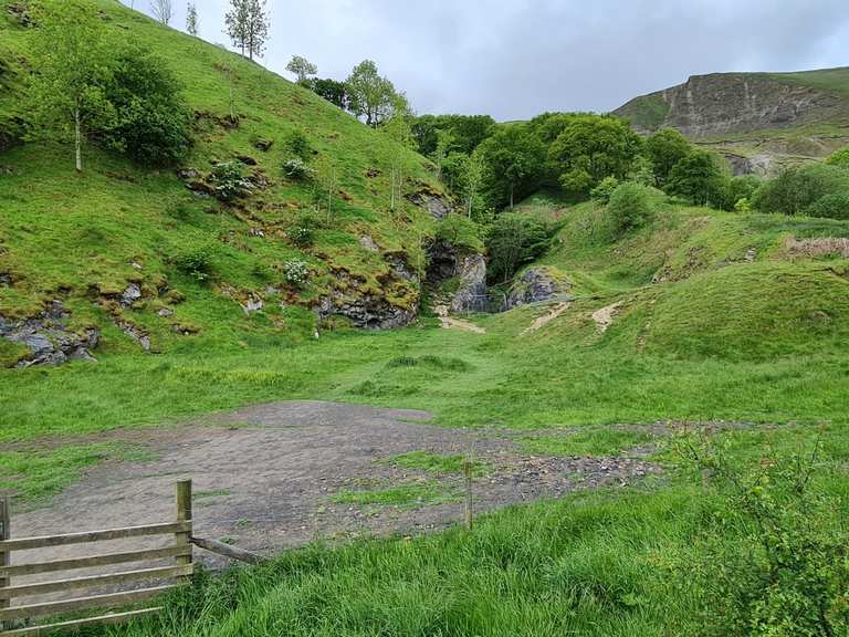 Mam Tor & the Odin Mine loop from Castleton — Peak District National ...
