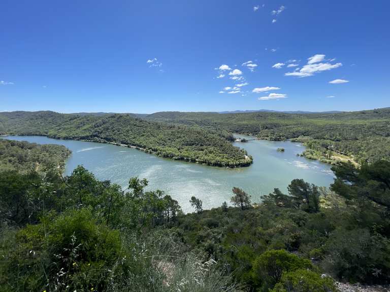 Lac de Carcès et les Chutes du Caramy - boucle | randonnée pédestre ...