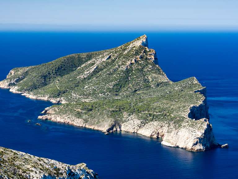 Cabo Tramuntana, Cabo Llebeig y na Pòpia — los faros del Parque Natural ...
