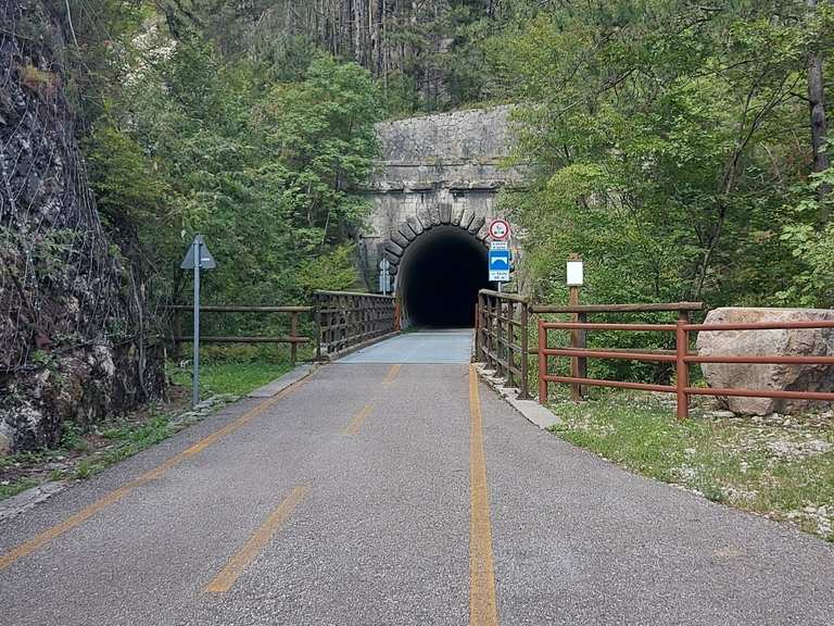 Radweg auf der Pontebbana-Bahnstrecke : percorsi ciclabili | Komoot