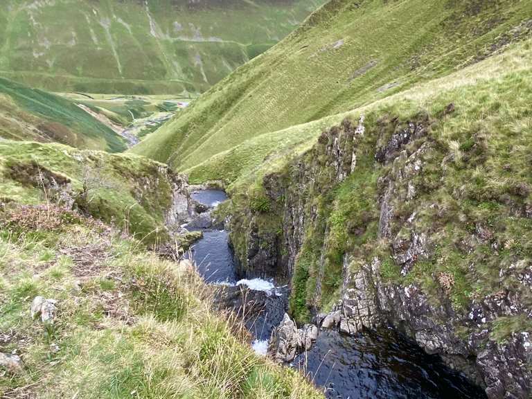 O loop da Grey Mare's Tail, Loch Skeen & White Coomb — Terras Altas do ...