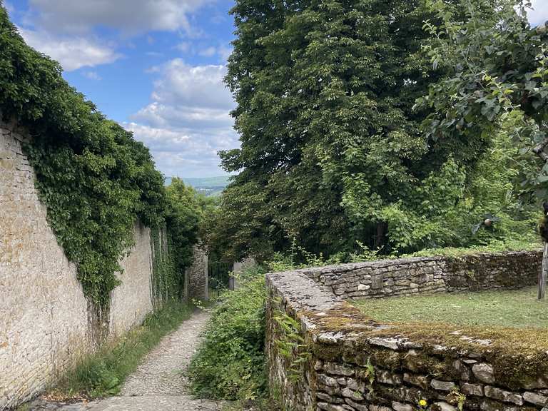Basílica de Sainte-Marie-Madeleine de Vézelay — volta no Parque Natural ...