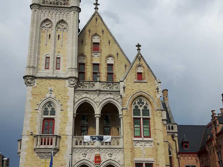 Stadhuis Poperinge: Wanderungen und Rundwege | komoot