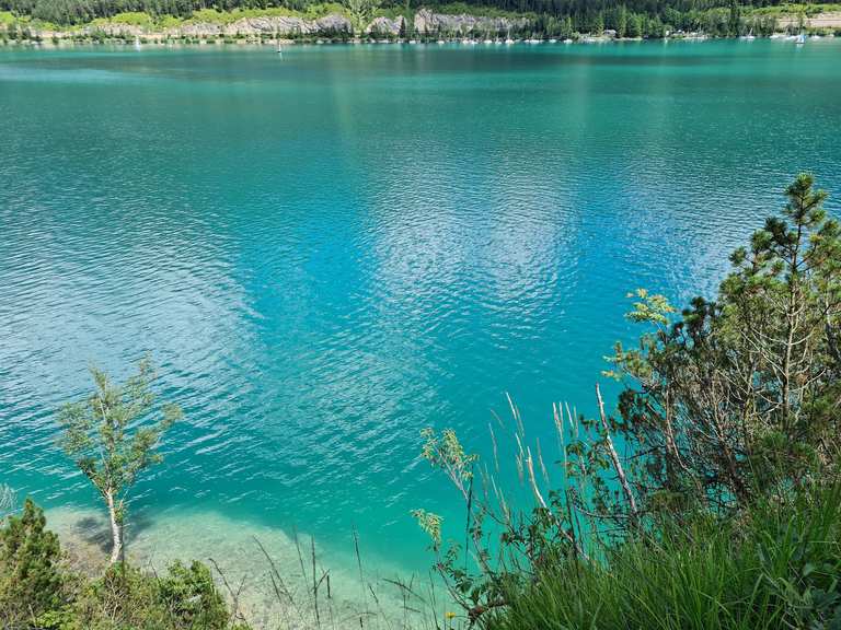 Schöne Aussichtsplattform zum See🗻 Routes for Walking and Hiking | Komoot