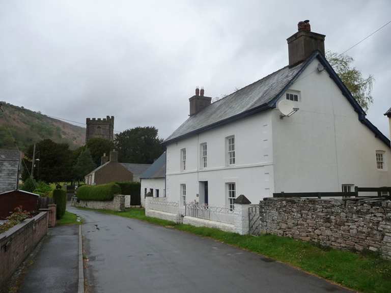 Cwmdu Village: Rutas de senderismo y caminatas | Komoot