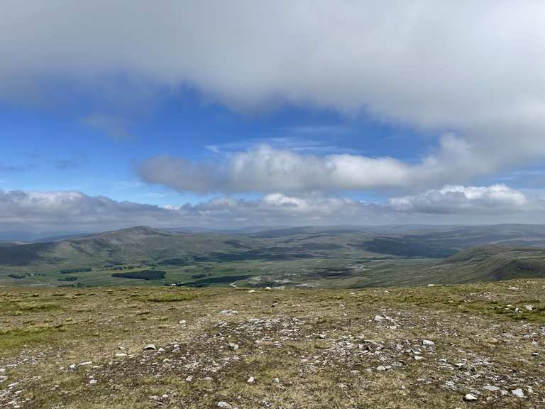 Ingleborough loop from Clapham — Yorkshire Dales National Park ...
