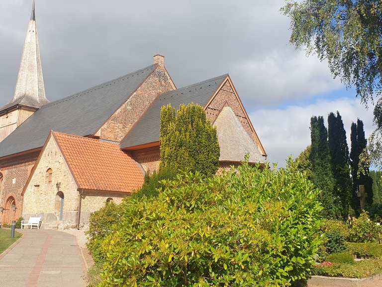 St. Peter's Church, Rieseby – Hiking & Cycling Routes | Komoot