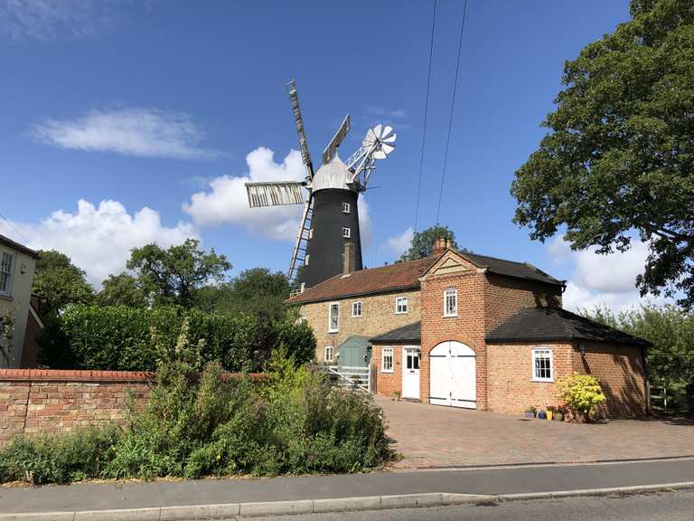 Alford Windmill Road Cycle Routes and Map | Komoot