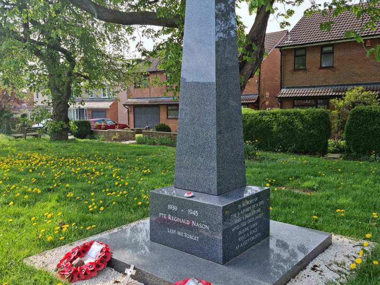 RAF Kriegsdenkmal Ansty: Wanderungen und Rundwege | komoot