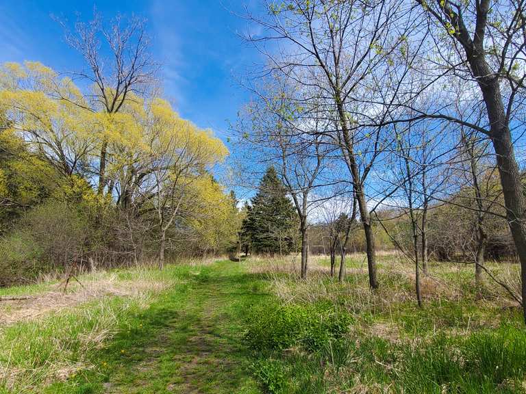 Waukesha County – Lake Country Recreation Trail | road ride | Komoot