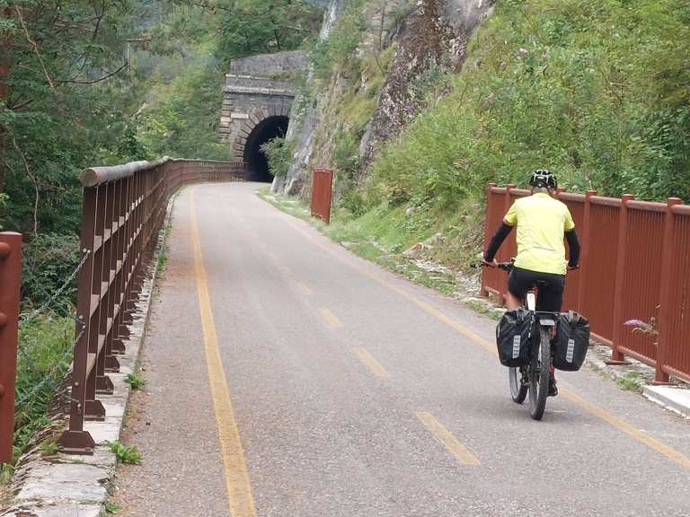 Radweg auf der Pontebbana-Bahnstrecke : percorsi ciclabili | Komoot
