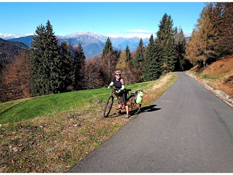 Last section of the ascent in Val Palot Cycle Routes and Map | Komoot