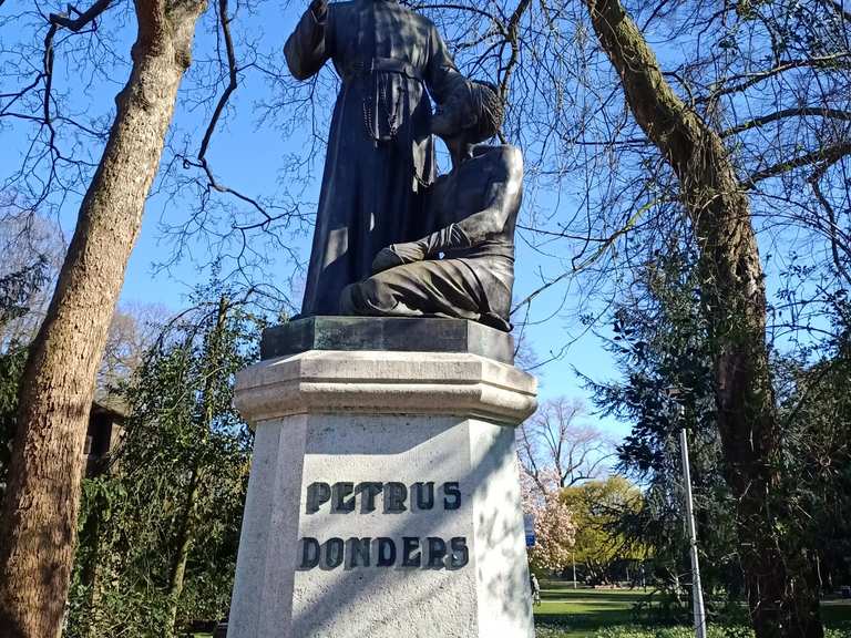 standbeeld Peerke Donders: Wanderungen und Rundwege | komoot