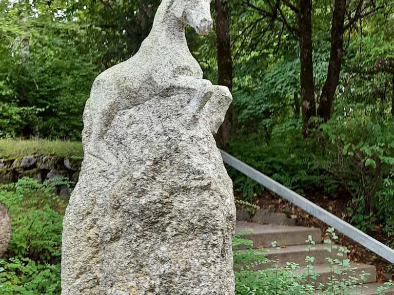 Waldfriedhof Leonberg: Wanderungen und Rundwege | komoot