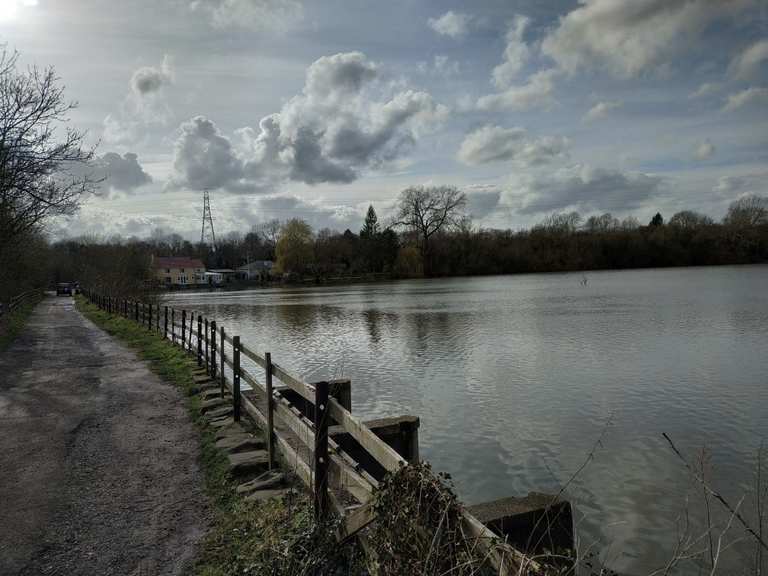 Loscoe Dam Routes for Walking and Hiking | Komoot