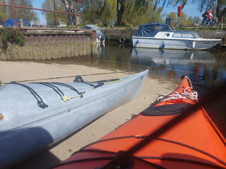 Beccles Old Bridge: Wanderungen und Rundwege | komoot