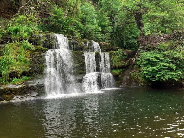Ystradfellte Four Waterfalls Walk from Cwm Porth — Brecon Beacons ...