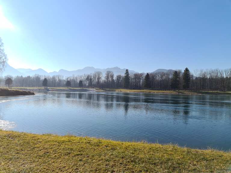 Tolles Bergpanorama am See: Wanderungen und Rundwege | komoot