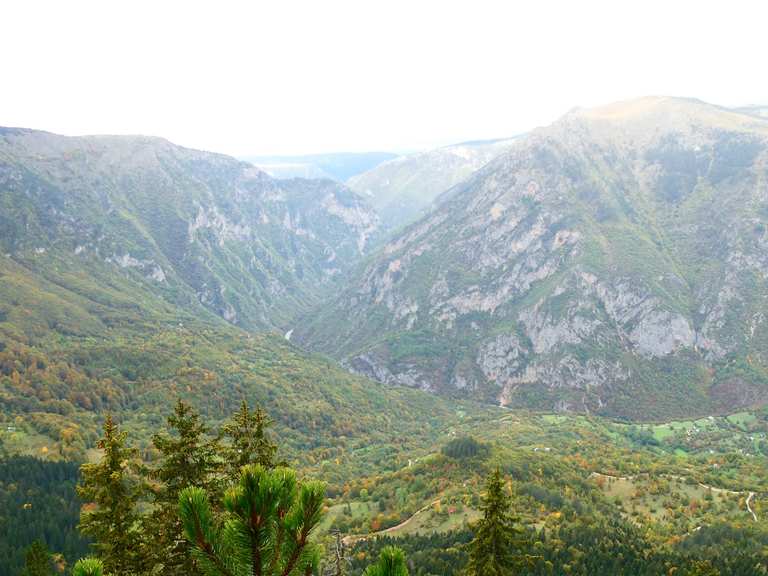 Inicio del sendero Curevac: Rutas de senderismo y caminatas | Komoot