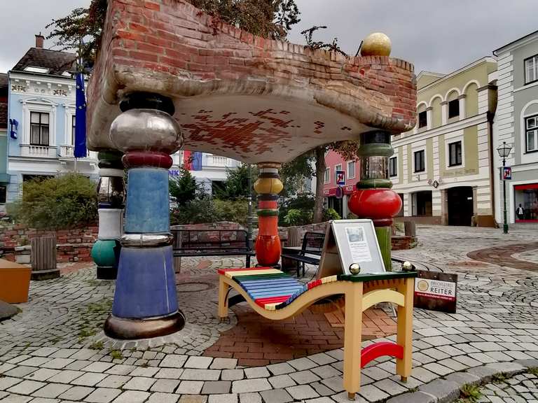 Hundertwasser Brunnen Routes for Walking and Hiking | Komoot
