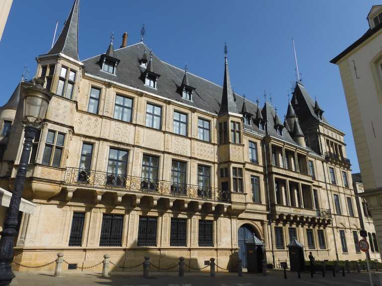 Großherzoglicher Palast - Itinéraires de rando et marche | Komoot