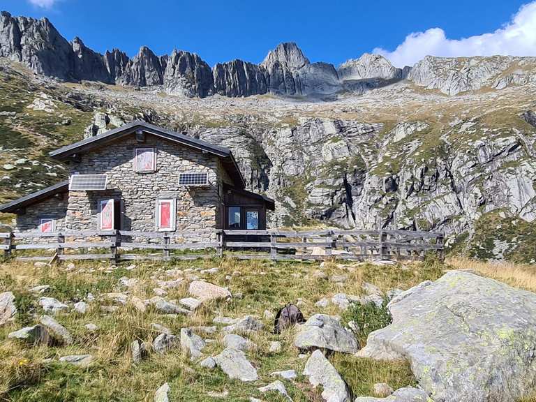 Salita al Lago Darengo e Capanna Como | escursione | komoot