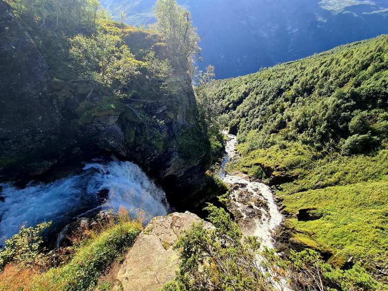 Waterfall Storsæterfossen: Wanderungen und Rundwege | komoot