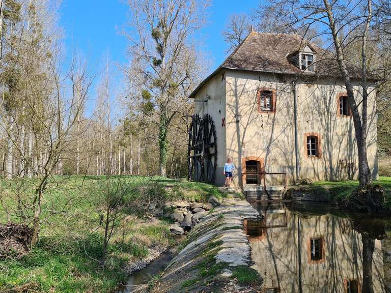Le Moulin et château de Malval – boucle | Wanderung | Komoot