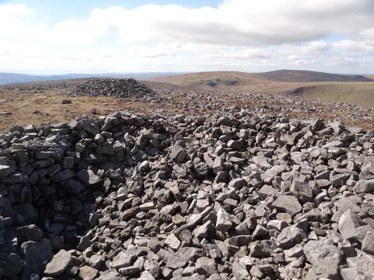 Into the Black Mountain — Herbert's Quarry to Garreg Las loop, Brecon ...