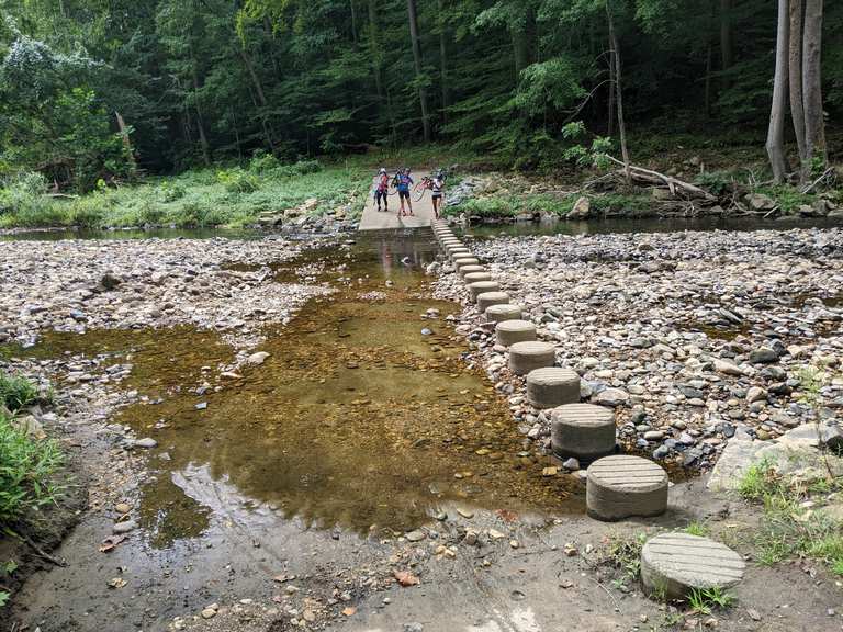 Holmes Run Park Trail - Columbia Pike to N Beauregard St Cycle Routes ...