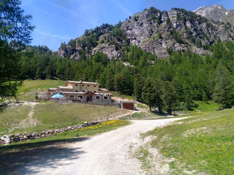 Salita al Rifugio Magià e al Rifugio Oratorio di Cuney | hike | Komoot
