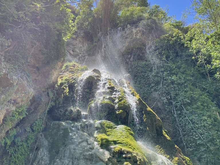 Kritou Terra/Kremiotis Waterfall: Wanderungen und Rundwege | komoot