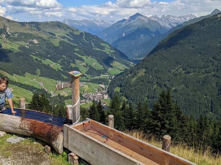Berggasthaus Eggalm – Blick zum Gletscher Runde von Lanersbach ...
