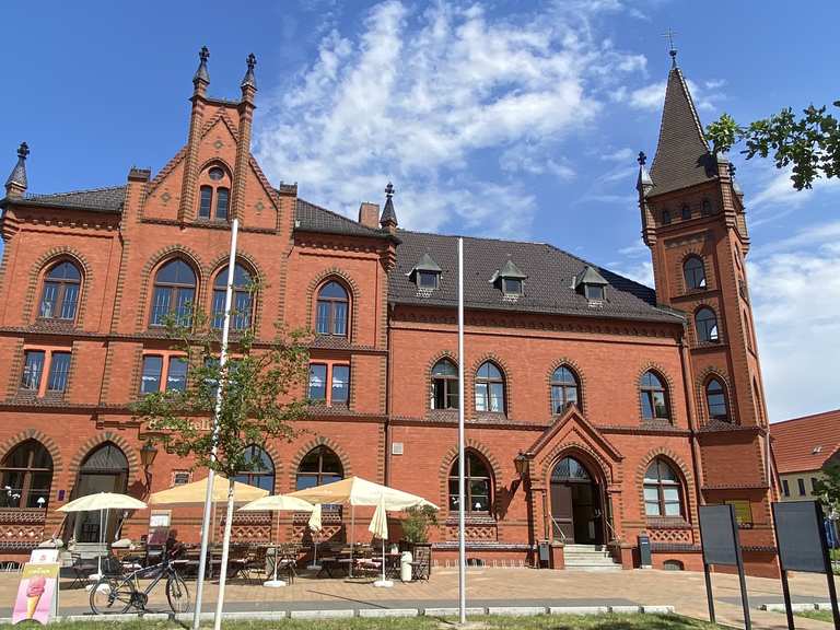 Rathaus von Zahna : Radtouren und Radwege | komoot
