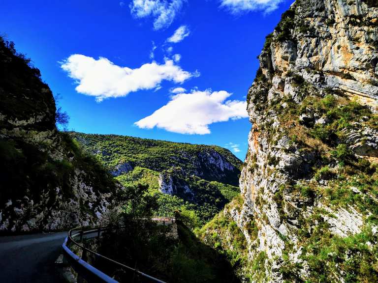 La route des clues - boucle dans le Parc naturel régional des Préalpes ...