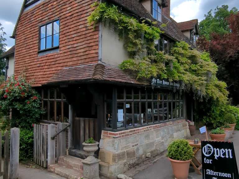 Fir Tree House Tea Rooms: Wanderungen und Rundwege | komoot