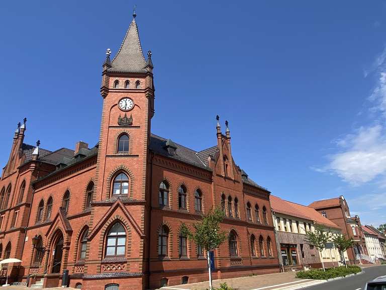 Rathaus von Zahna : Radtouren und Radwege | komoot