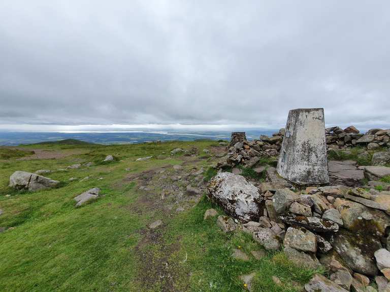 Ben Cleuch Routes for Walking and Hiking | Komoot