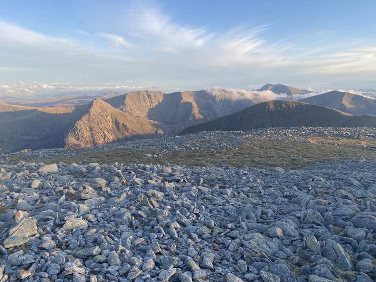 Carnedd Dafydd & Carnedd Llewelyn loop from the Ogwen Valley ...