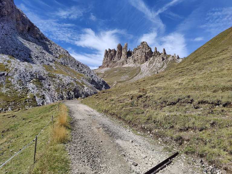 Alpe di Siusi Ridge Walk from Tierser Alpl Hut to Passo Duron | hike ...